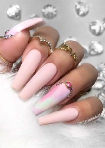 Acrylic Nails Explained: Pros & Cons, Shapes and More - Glowsly