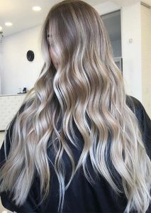 51 Balayage Hair Color Ideas & Highlights for 2022 - Glowsly