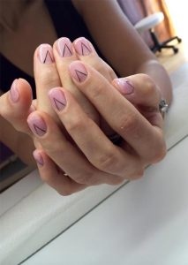 What Are Shellac Nails? Pros, Cons, How-To & More - Glowsly