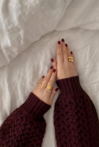 How to Use a Cuticle Pusher: Benefits, Types & Tips - Glowsly