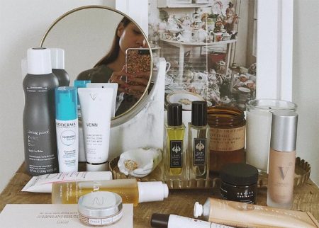 What Is Texturizing Spray for Hair and How to Use It? - Glowsly