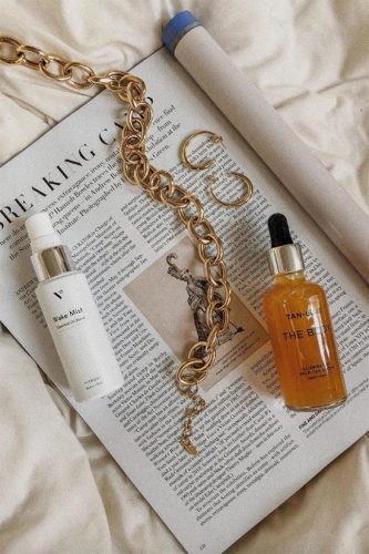 Leg & Body Makeup Guide: How to Apply Body Makeup - Glowsly