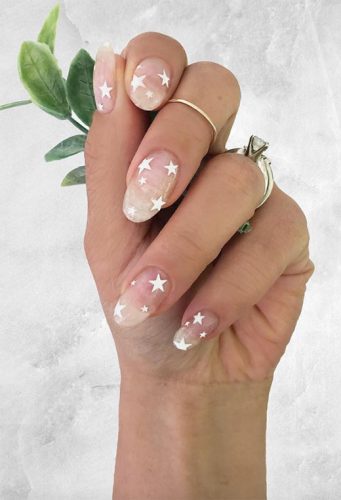 59 Magical Star Nails to Spark Your Dreamer's Imagination - Glowsly